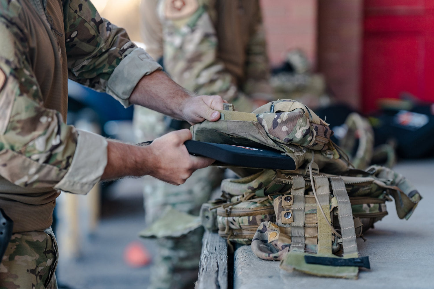 Bullet Proof Protection: Kevlar Vest vs Body Armor Plates – MIRA Safety